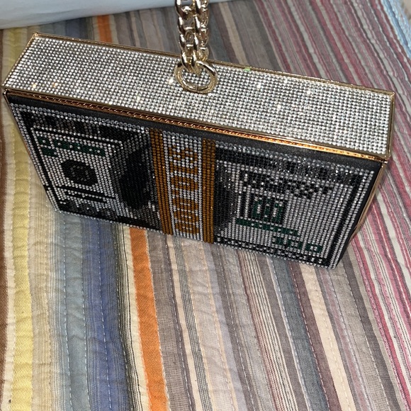 AKIRA | Bags | Money Chain Purse | Poshmark